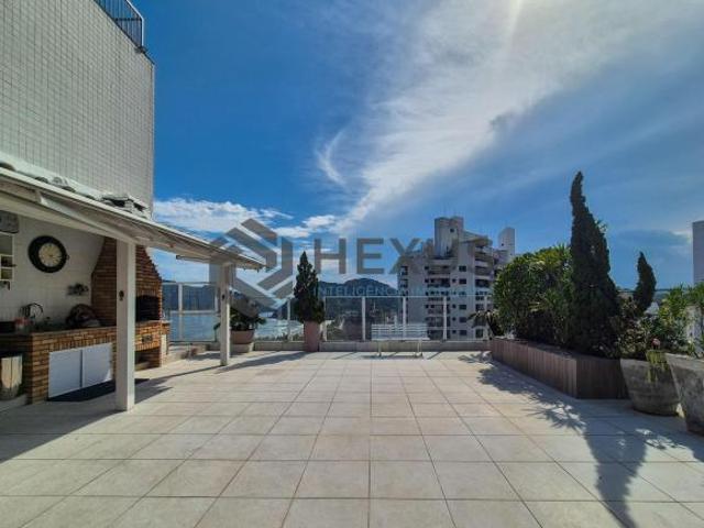Cobertura Duplex jacuzzi e churrasqueira com vista mar na beira mar das Praias d