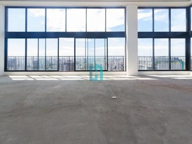 Cobertura Duplex Luxuosa em Moema Pássaros