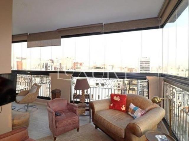 Cobertura Duplex Lindemberg no Jardim América, 370 m², 3 suítes, 6 vagas