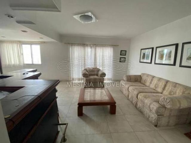 Cobertura Duplex localizada em bairro nobre com vista privilegiada