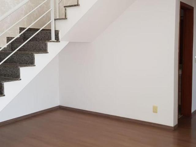 Cobertura duplex para venda com 144m² no Residencial Hills na Vila Oliveira
