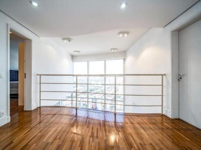 COBERTURA DUPLEX PARA VENDA E LOCAÇÃO NO BROOKLIN