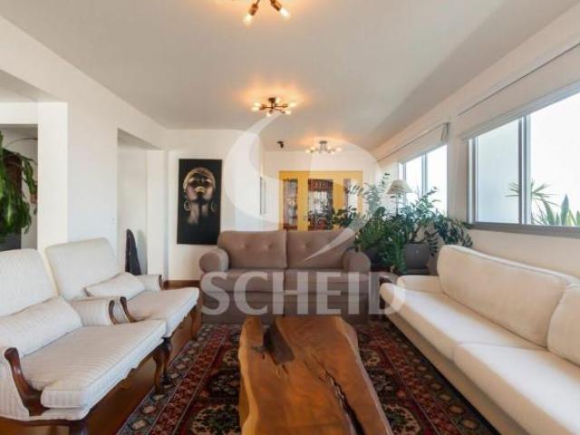 Cobertura duplex para venda no Campo Belo com 4 quartos, sendo 3 suítes, 594m²