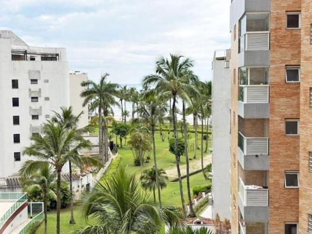 Cobertura Duplex Pé na Areia com Vista Mar