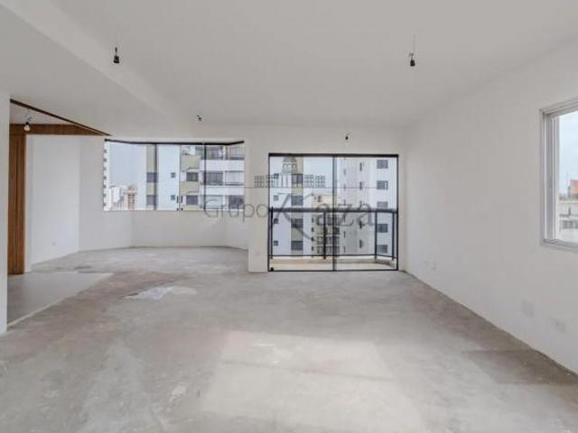 Cobertura Duplex Perdizes 5 Dormitórios 389 m²