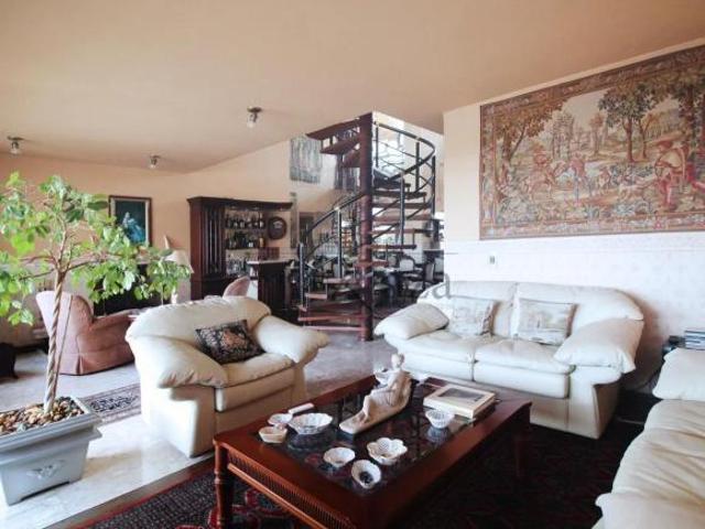 Cobertura Duplex Real Parque 2 Dormitórios 355m²