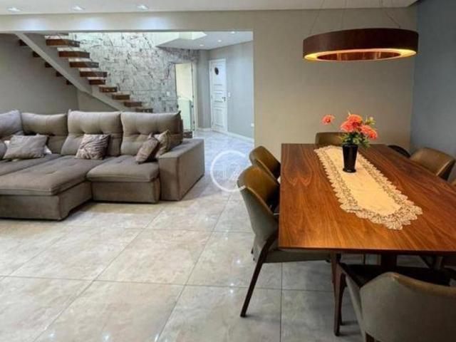 Cobertura duplex reformada à venda, com 3 quartos sendo uma suíte 283 m² e por R$ 2.120.000 Vila A