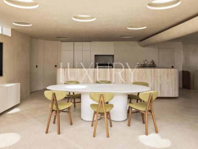 Cobertura Duplex Reformada à venda em Moema, 230 m², 2 suítes, 3 vagas