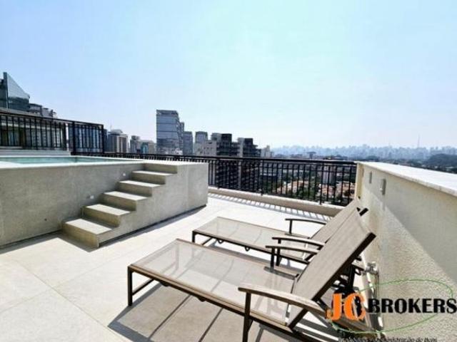 Cobertura duplex reformada com 420 m², 4 Suítes, Living para 2 ambientes, 5 Vagas