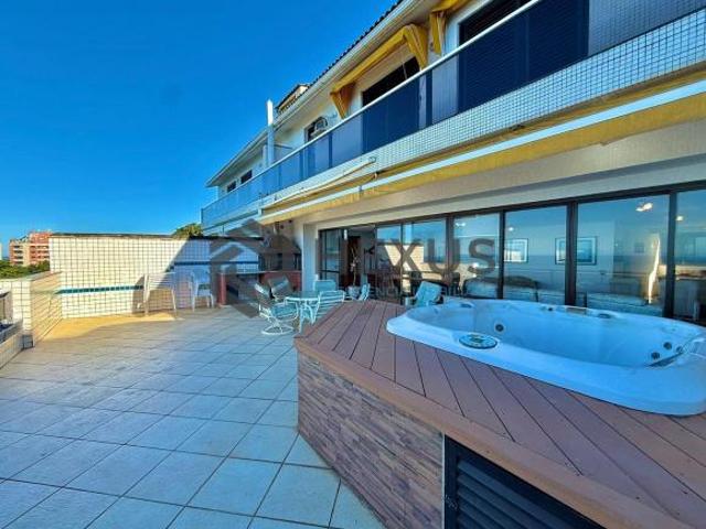 Cobertura Duplex com varanda vista mar e lazer na beira mar no Morro Sorocotuba