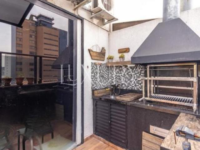 Cobertura Duplex Reformada e Totalmente Mobiliada em Moema, 80 m², 2 quartos sendo 1 suíte, 2 vagas