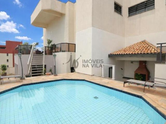Cobertura duplex reformada na Vila Mariana, próxima ao Metrô e ao Colégio Arquidiocesano