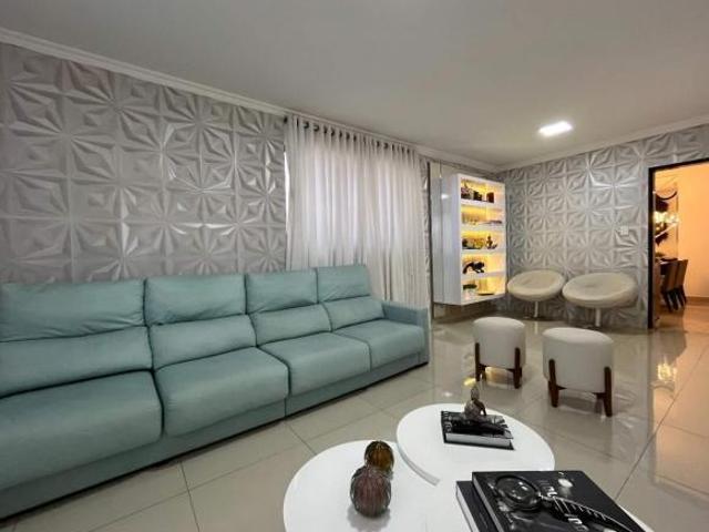 Cobertura Duplex Reformada no Bairro Sidil, Divinópolis MG
