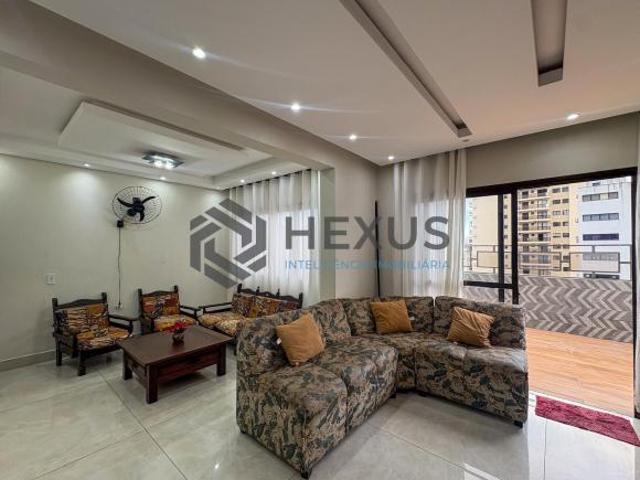 Cobertura Duplex reformado com varanda na Enseada, Guarujá