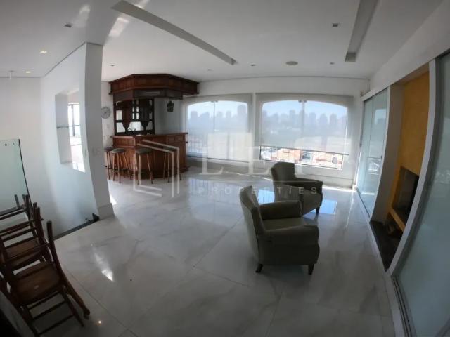 Cobertura Duplex reformado no Brooklin!