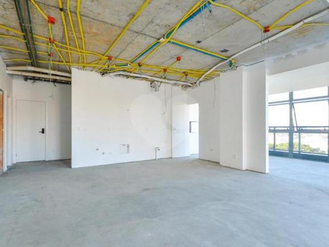 COBERTURA DUPLEX RESERVA COLINA VISTA PARA O PARQUE BARIGUI 04 suítes e 04 vagas