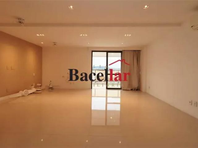 Cobertura Duplex / Residencial / Tijuca