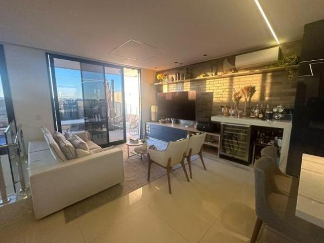 Cobertura Duplex / SQNW 303 / 3 qrts sendo 3 suítes / Reformado / 280m²