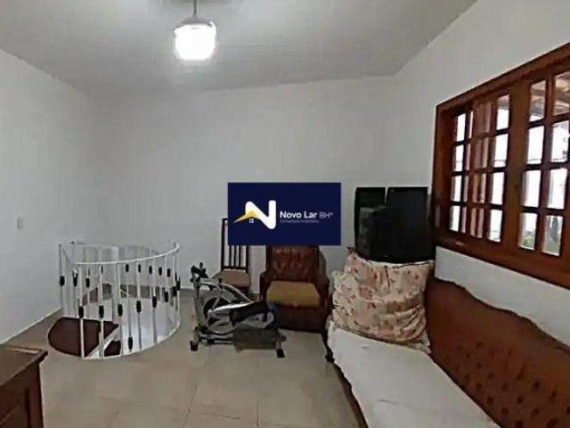 Cobertura duplex 170m², 4 quartos, suíte, 2 vagas no Palmares