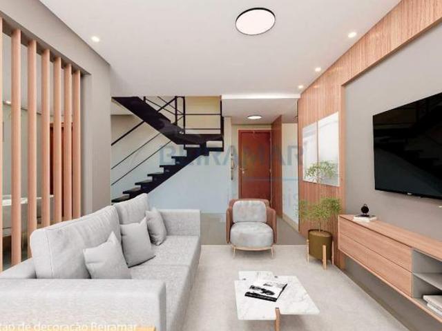 Cobertura Duplex 185m² | 4 Suítes no Piso Superior e Varanda Gourmet com Ofurô – Res. Costa Azul