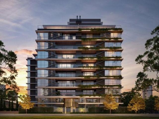 Cobertura Duplex 253,1m² | 4 Quartos | Mercês | Exclusividade, Espaço e Vista Privilegiada