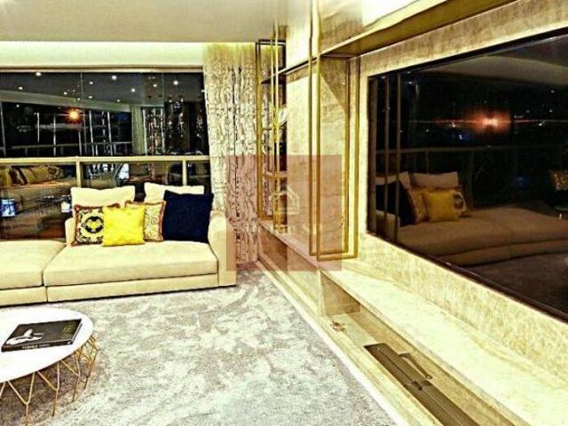Cobertura duplex 291 m2, 3 suítes, 4 vagas, com hall e elevador privativo