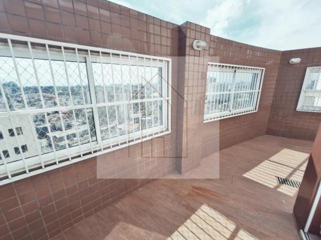 Cobertura duplex, 3 suítes, 4 vagas, ampla cozinha gourmet, quintal, lazer