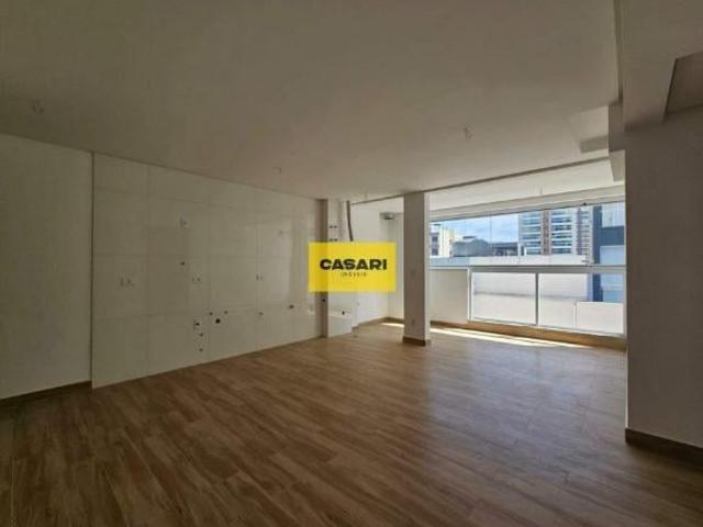 Cobertura duplex 3 quartos 2 vagas próxima à Av Kennedy SBC com elevador até a cobertura e amplo esp