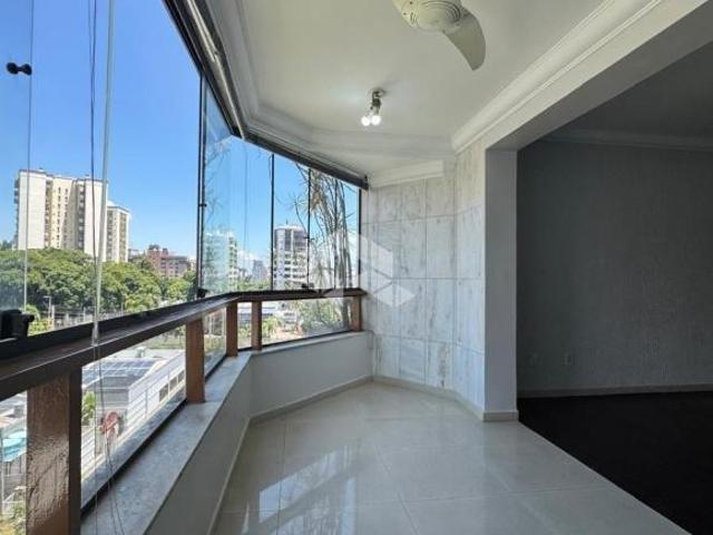 Cobertura duplex 4 dormitórios, terraço com churrasqueira, 164m² privativo, Centro Canoas
