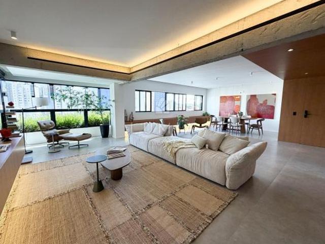 Cobertura Duplex 4 suítes à venda no Rebouças Curi