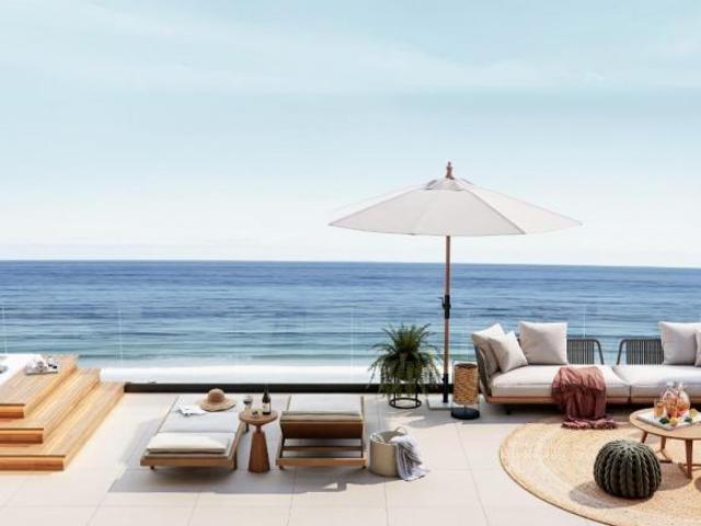 COBERTURA DUPLEX 4 SUÍTES E 3 VAGAS FRENTE MAR!