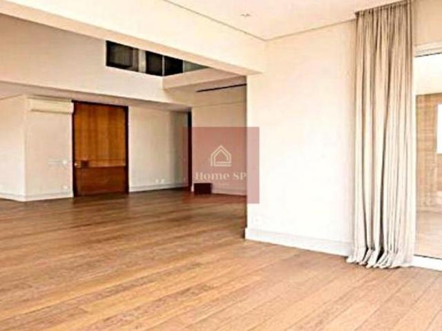 Cobertura Duplex 641 m2, 4 suítes, 6 vagas, vista panorâmica
