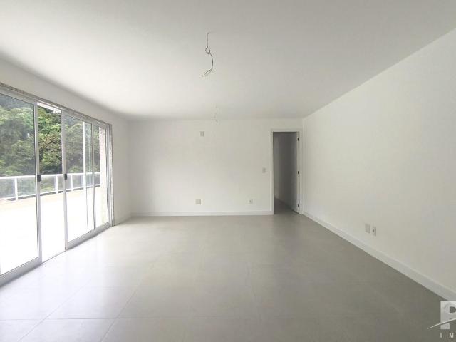 Cobertura em Agriões, Teresópolis/RJ de 189m² 3 quartos à venda por R$ 899.900,00