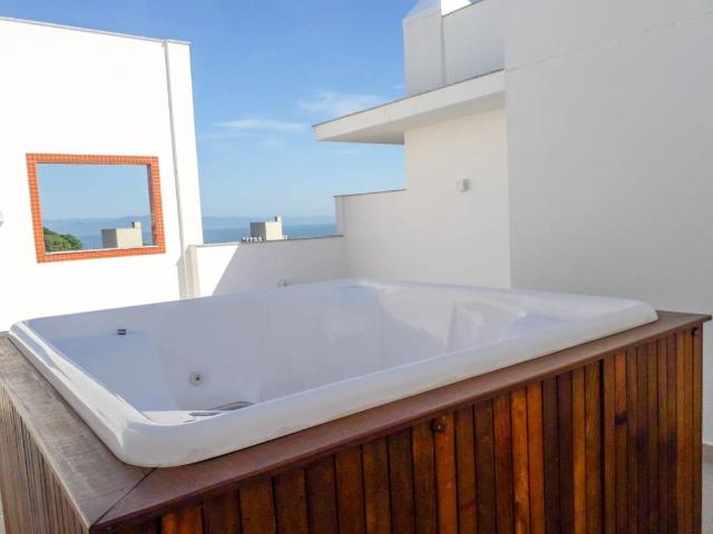 Cobertura em Agronômica, Florianópolis/SC de 156m² 3 quartos à venda por R$ 2.097.000,00