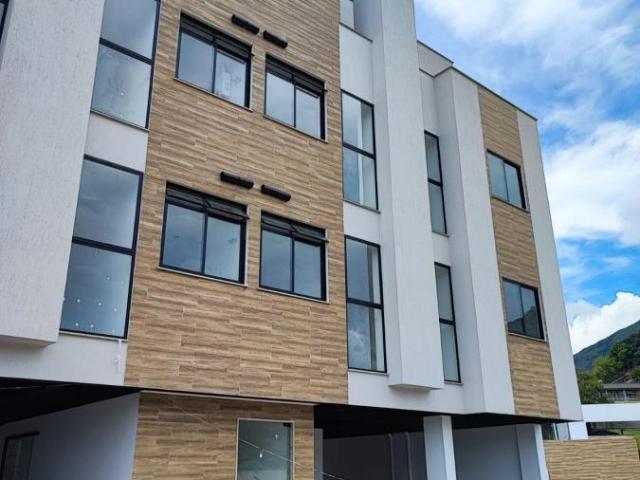Cobertura em Bom Retiro, Teresópolis/RJ de 10m² 3 quartos à venda por R$ 799.000,00