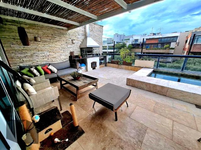 Cobertura em Barra da Tijuca, Rio de Janeiro/RJ de 294m² 4 quartos à venda por R$ 3.799.000,00