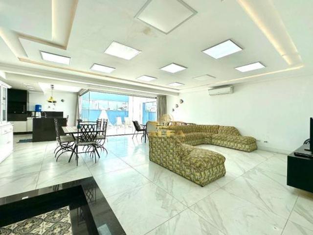 Cobertura em Barra Funda, Guarujá/SP de 200m² 3 quartos à venda por R$ 1.500.000,00