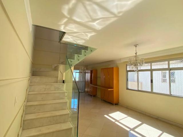 Cobertura em Buritis, Belo Horizonte/MG de 371m² 4 quartos para locação R$ 7.500,00/mes