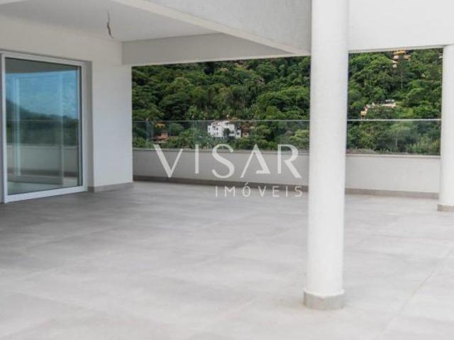 Cobertura em frente ao mar em Ubatuba