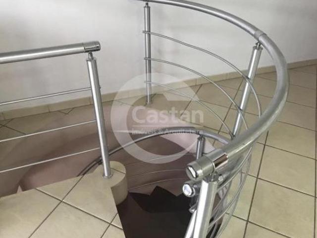 Cobertura em Fundação