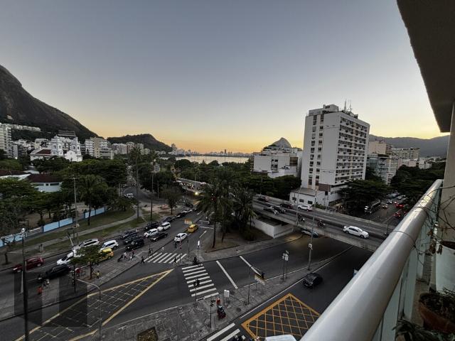 Cobertura em Humaitá, Rio de Janeiro/RJ de 170m² 2 quartos à venda por R$ 2.100.000,00 ou para locação R$ 9.500,00/mes