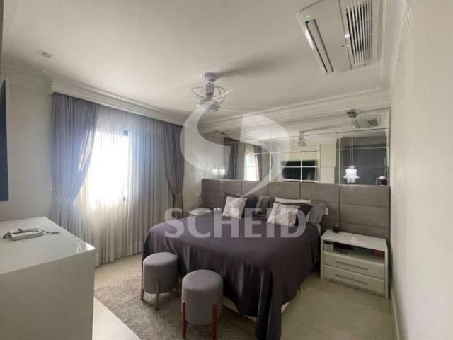 Cobertura a venda de 600,00m² útil, com 5 quartos e 8 vagas em Moema !