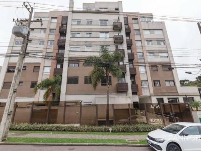 Cobertura em Santa Felicidade, com localização privilegiada na Avenida Manoel Ribas