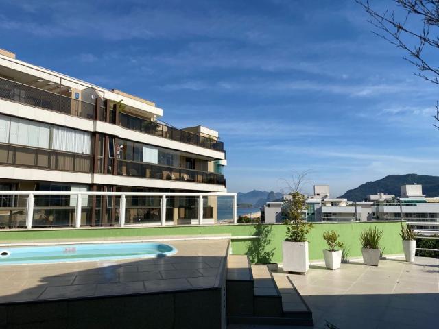 Cobertura em Piratininga, Niterói/RJ de 180m² 2 quartos à venda por R$ 1.999.900,00