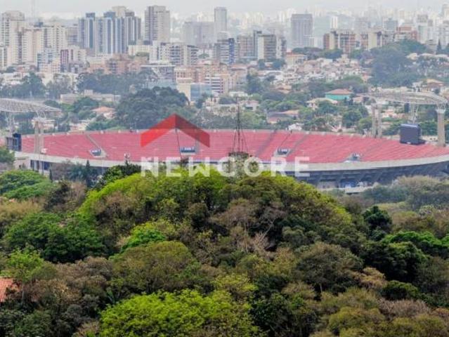 Cobertura em Rua Antônio Júlio dos Santos Fazenda Morumbi São Paulo/SP