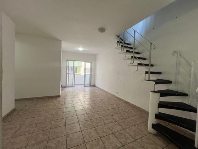 Cobertura em Vila Tupi, Praia Grande/SP de 117m² 3 quartos à venda por R$ 689.000,00