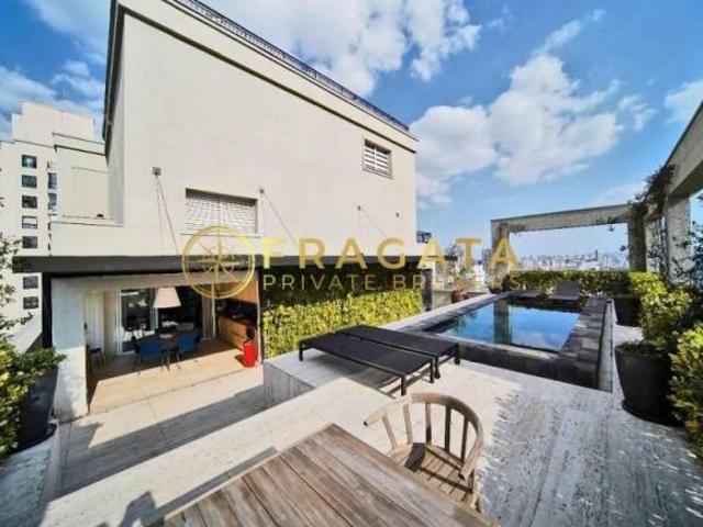 Cobertura espetacular à venda 690m² 2 suites podendo ser revertidas para até 4. 7 vagas piscina cl