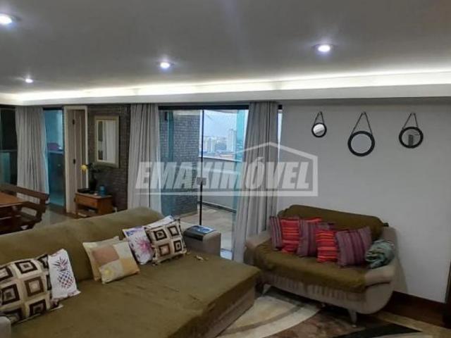 Cobertura Exclusiva no Edifício Mônaco: Luxo e Conforto com Vista Panorâmica