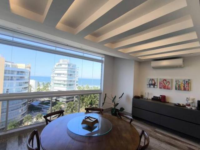 Cobertura Exclusiva com bela vista ao Mar e muita sofisticação
