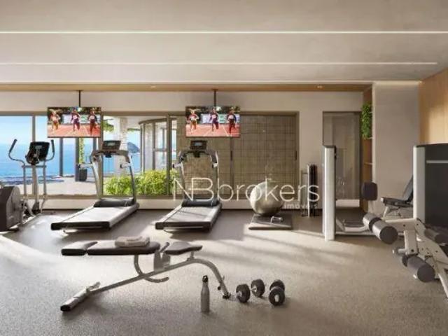 Cobertura exclusiva de alto padrão com vista privilegiada para o mar!